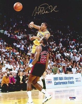Magic Johnson Autographed Photo - 8x10#Q19201 - PSA/DNA Certified ...