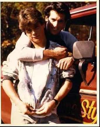 Sean Astin Tim Quill Staying Together 8x10" Photo #G7537 at Amazon's ...