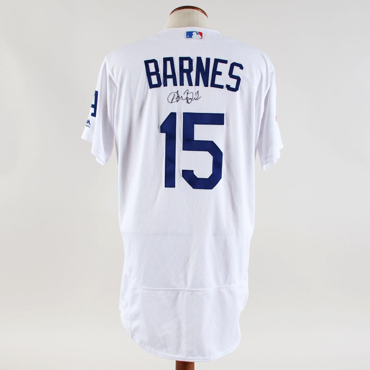 Amazon.com: 2018 Austin Barnes Team-Issued Jersey Signed Dodgers – COA ...