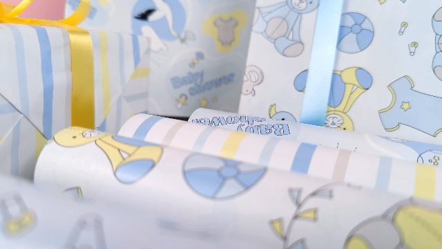Watch WRAPAHOLIC Baby Boy Wrapping Paper Roll on Amazon Live