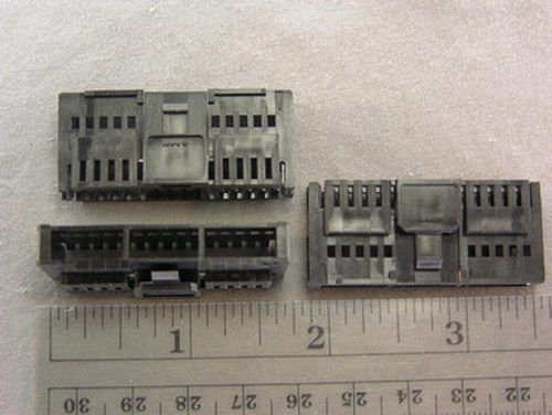 30 Amp 104500-7 Ampmodu MTE Coupling Shrouds: Amazon.com: Industrial ...