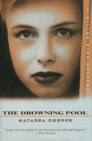 Buy The Drowning Pool Book Online at Low Prices in India | The Drowning ...