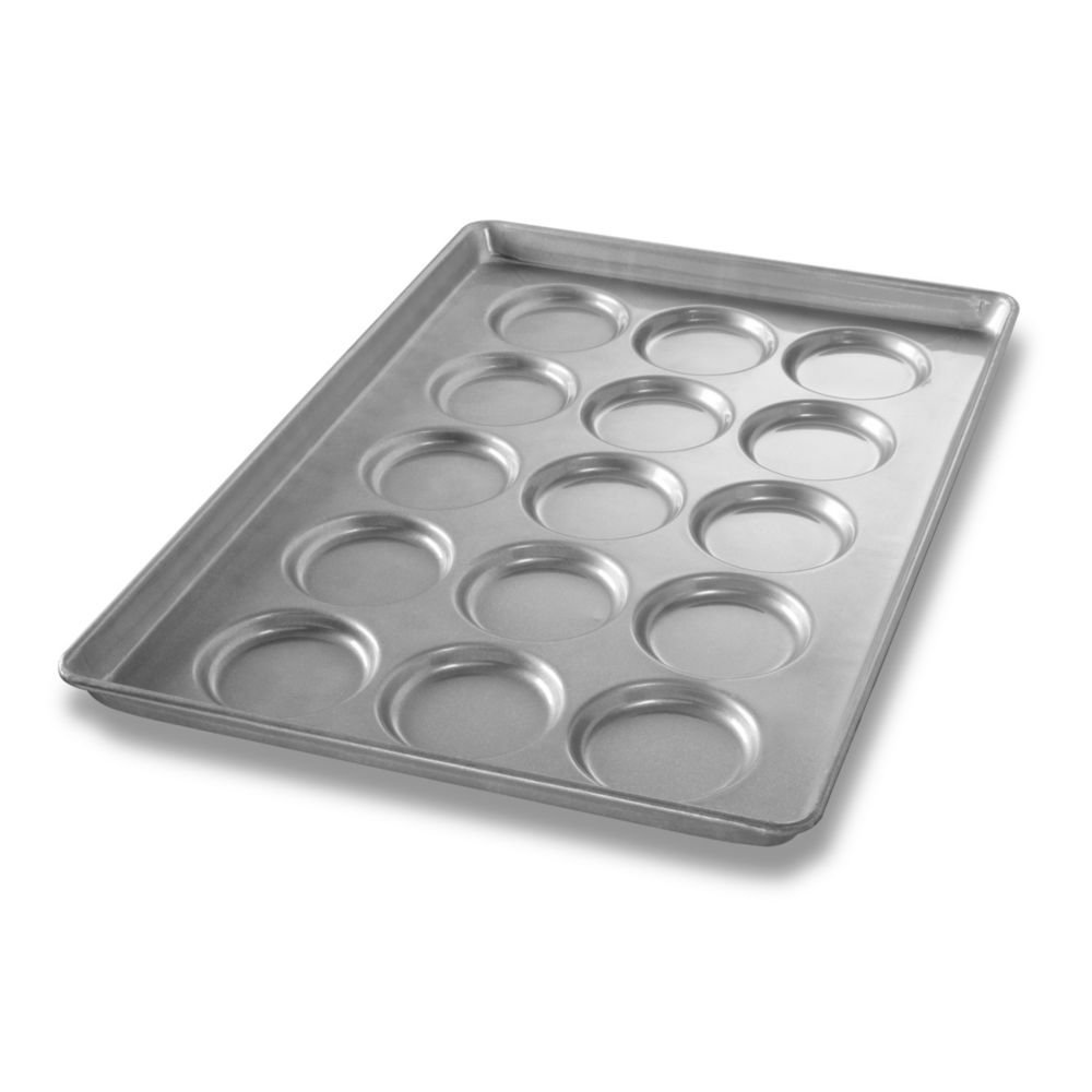 Amazon.com: Chicago Metallic Bakeware ePan Aluminum Hamburger Bun Pan ...