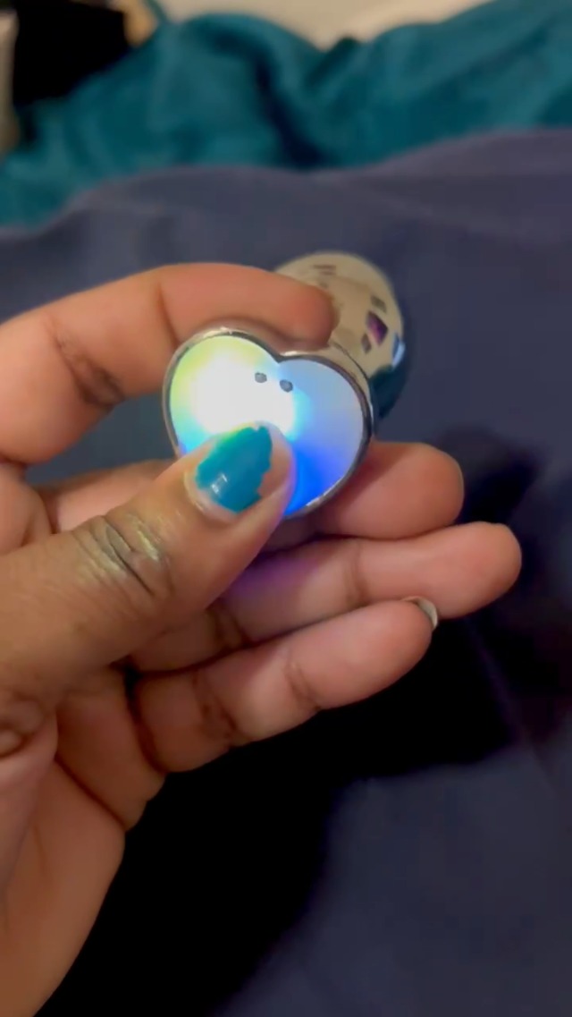 Watch Heart Light Up Butt Plug S and M Size on Amazon Live