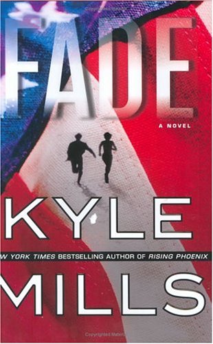 Amazon.com: Fade: Mills, Kyle: Books