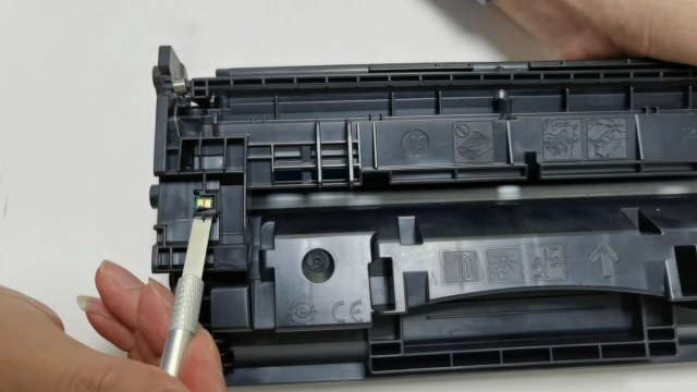 Watch How to install the chips for HP toner on Amazon Live