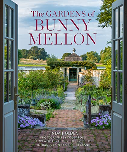 10 Best Books About Gardens [2025]