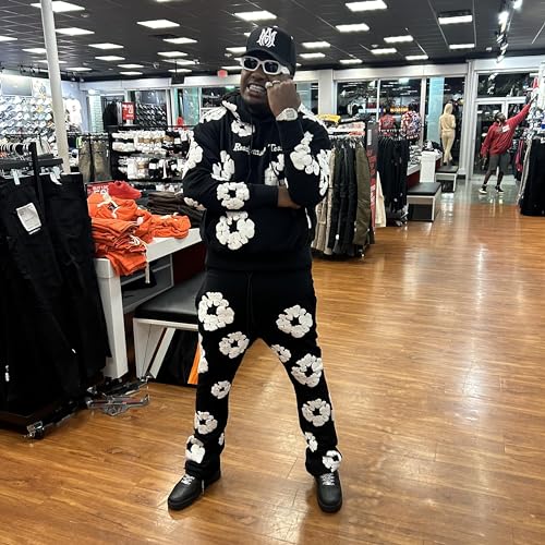 Spiele Outside von Moe Mob auf Amazon Music ab