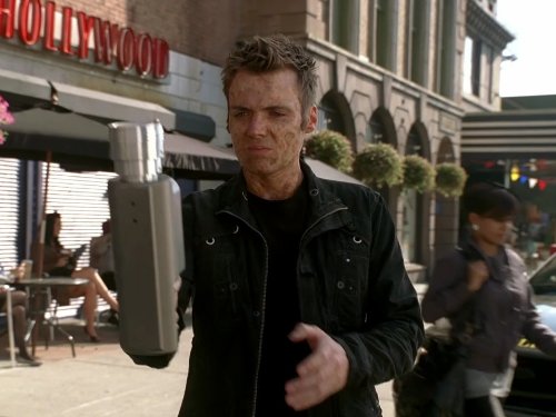 Watch Fringe: The Complete Season 3 | Prime Video