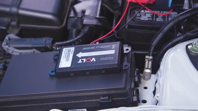 Watch Brickhouse Security Livewire Volt GPS Tracker on Amazon Live