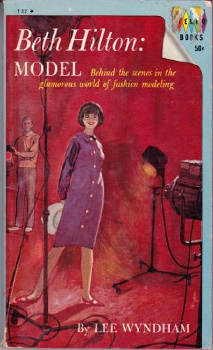 Beth Hilton: Model, T52: Lee Wyndham: Amazon.com: Books