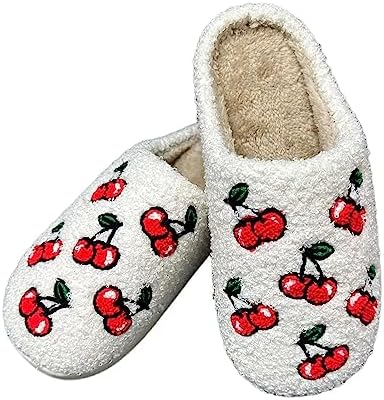 Amazon.com | QQGB Women's Men's Cute Fuzzy Heart Slippers Memory Foam ...