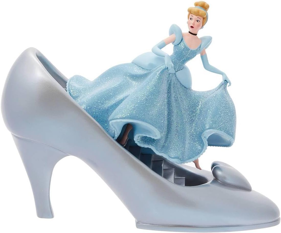 Amazon.com: Enesco Disney Showcase Cinderella Bridal Figurine, 8-Inch ...
