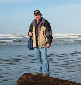 Amazon.com: John Anthony Pappas: books, biography, latest update