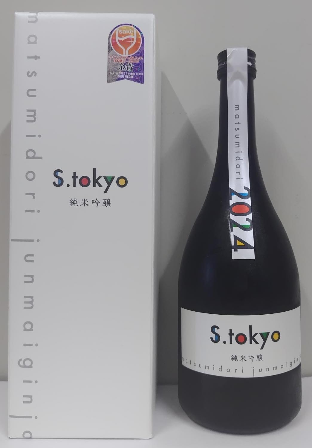 Amazon.co.jp: 松みどり 純米吟醸 S.tokyo 純米吟醸 720ml 箱付き : 食品・飲料・お酒