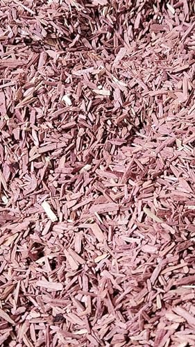 Amazon.com: Woodlore – Kiln Dried Eastern Red Aromatic Cedar Chips Made ...