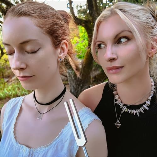 Amazon Music UnlimitedでRuby True ASMRのASMR Clearing her Chakras for confidenceを