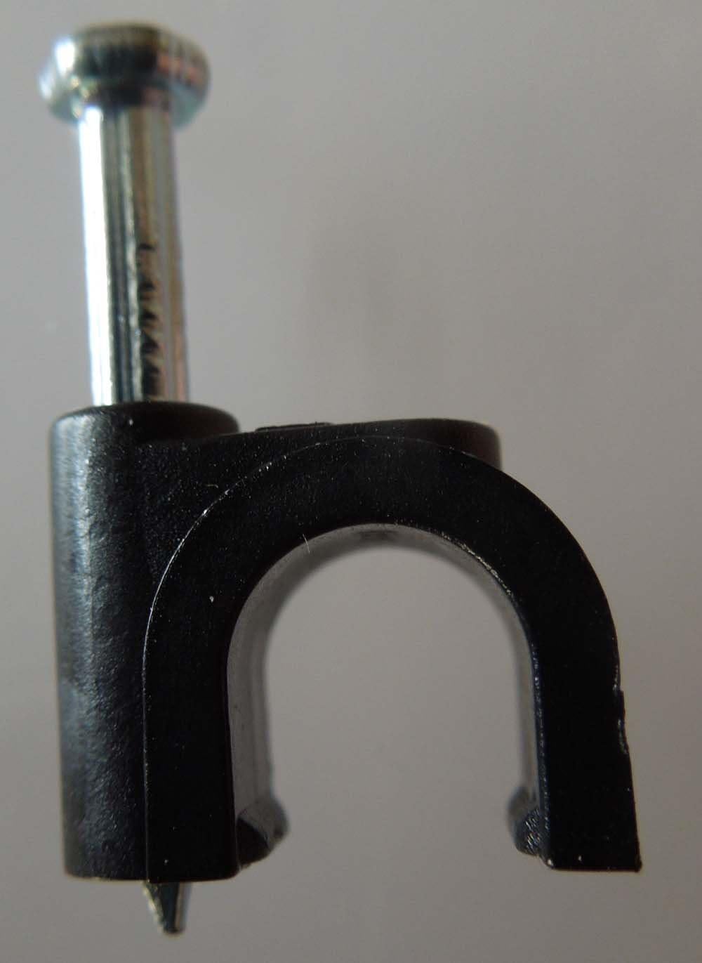 Amazon.com : MrDrip 1/4" Black Drip Irrigation Tubing Mounting Clips ...