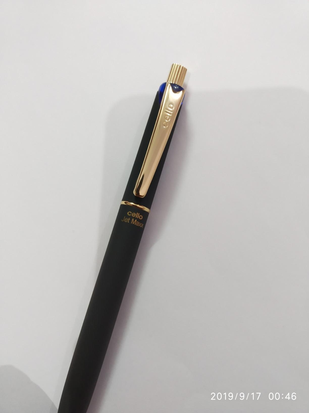 Cello Jet Maxx Gold Rubberised Body Retractable Ball Point Pen (Pack of ...