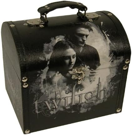 Amazon.com: Twilight Vintage Carrying Case "Ed & Bella" : Toys & Games