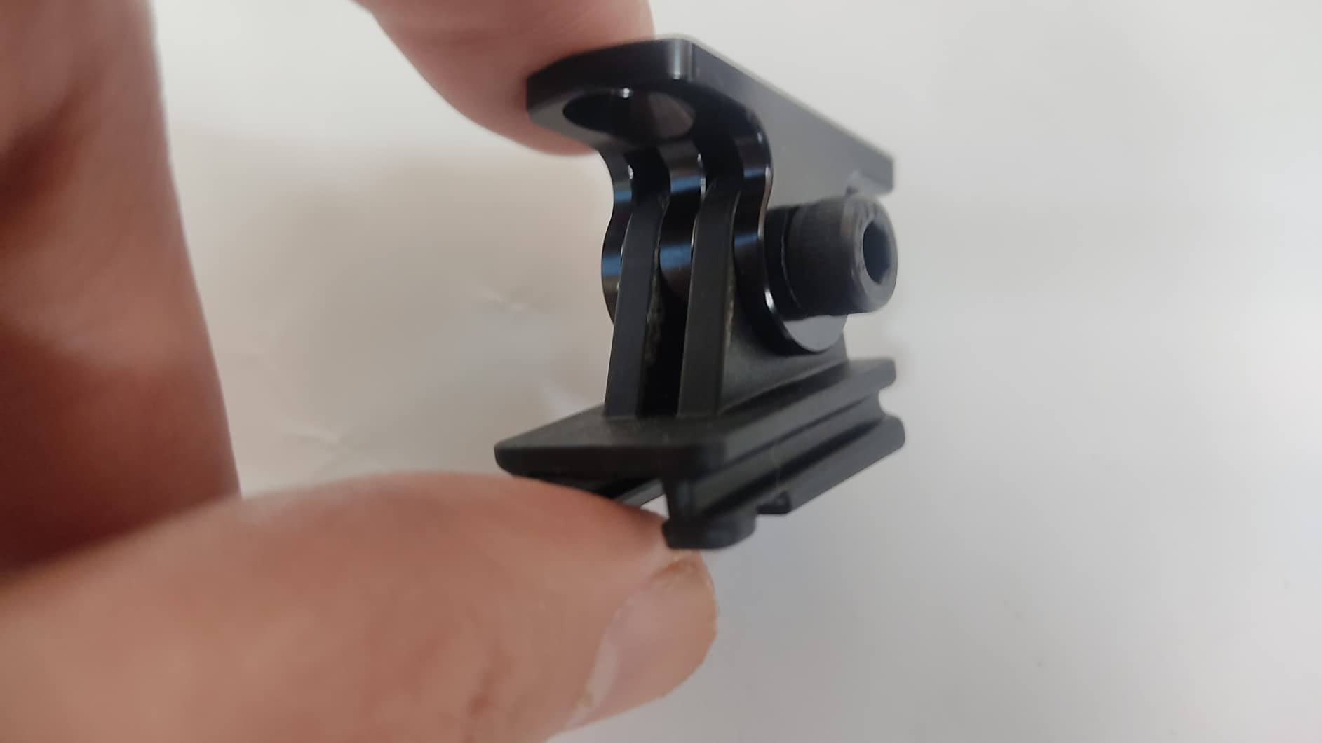 Amazon.co.jp: [レックマウント] 下部アダプター【GP-K400A】400規格から(GP規格 ゴープロインターフェイス)に対応する為の変換アダプター : 車＆バイク