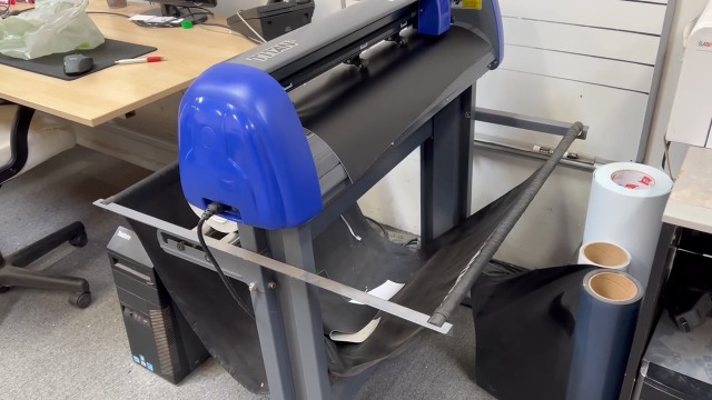 Watch HONEST Review of USCutter Titan 28 inch Vinyl Cutter on Amazon Live
