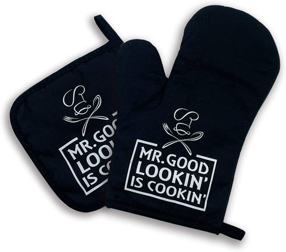 Amazon.com: Mr.Good Looking is Cooking,Funny Oven Mitts and Pot Holders ...
