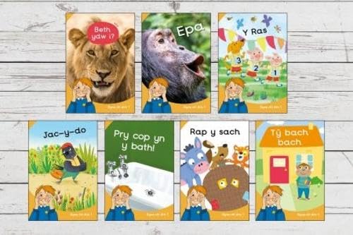 Dyna Chi Dric: Pecyn Cam 1 : Jones, Eirian Lloyd, Karadog, Aneirin ...