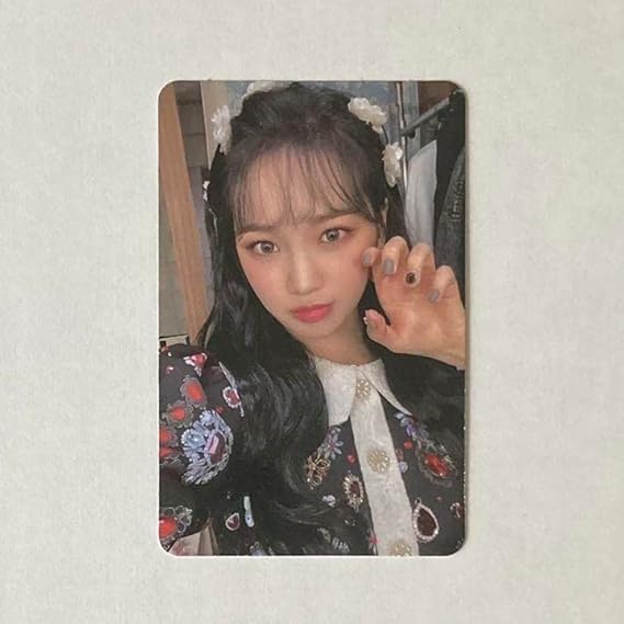 Amazon.co.jp: IZONE LE SSERAFIM チェウォン トレカ ル セラフィム グッズ カード : おもちゃ