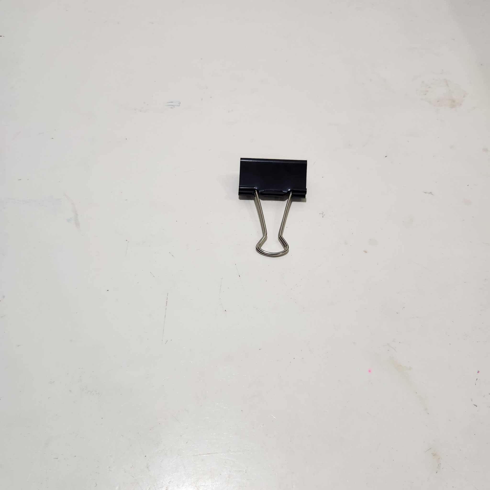 Amazon.com : Binder Paper Clips, Medium Clip, 1 Count, Black : Office ...