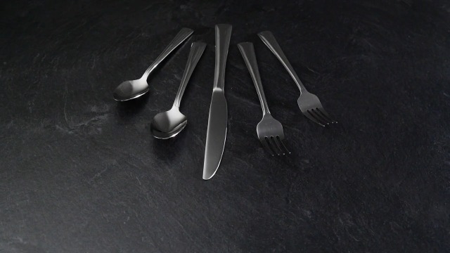 Watch Oneida Cella Pattern on Amazon Live