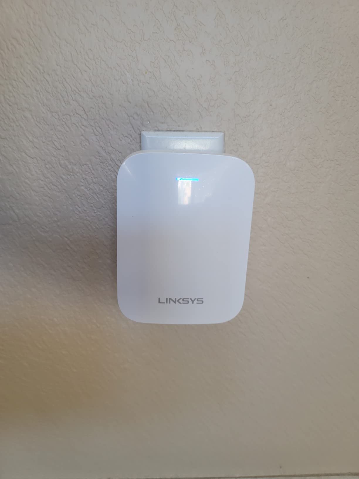 Amazon.com: Linksys WiFi Extender, WiFi 6 Range Booster, Dual-Band ...