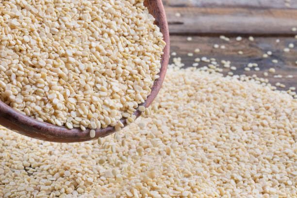 Farm Fresh White Urad Dal 1000 Gram A045 : Amazon.in: Grocery & Gourmet ...