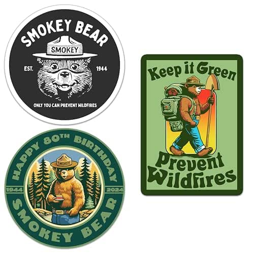 Amazon.com: OFFICIALLY LICENSED Smokey Bear Vintage Retro Classic ...