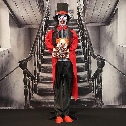 Snapklik.com : Standing Clown And Animatronic Talking Skull Clown In A ...
