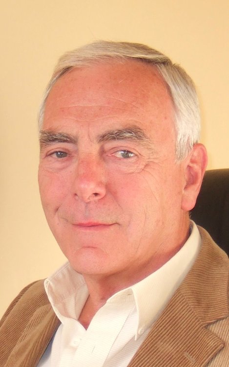 Amazon.com: Barry Rhodes: books, biography, latest update