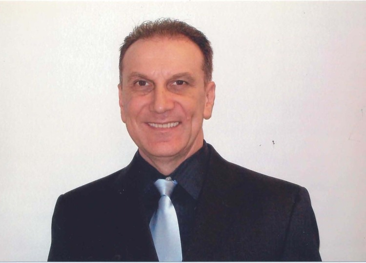 Amazon.com: Fabio Moro: books, biography, latest update