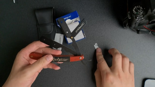 Watch Manual shaver tutorial on Amazon Live