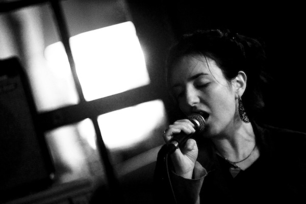 Amazon.com: Alina Simone: books, biography, latest update