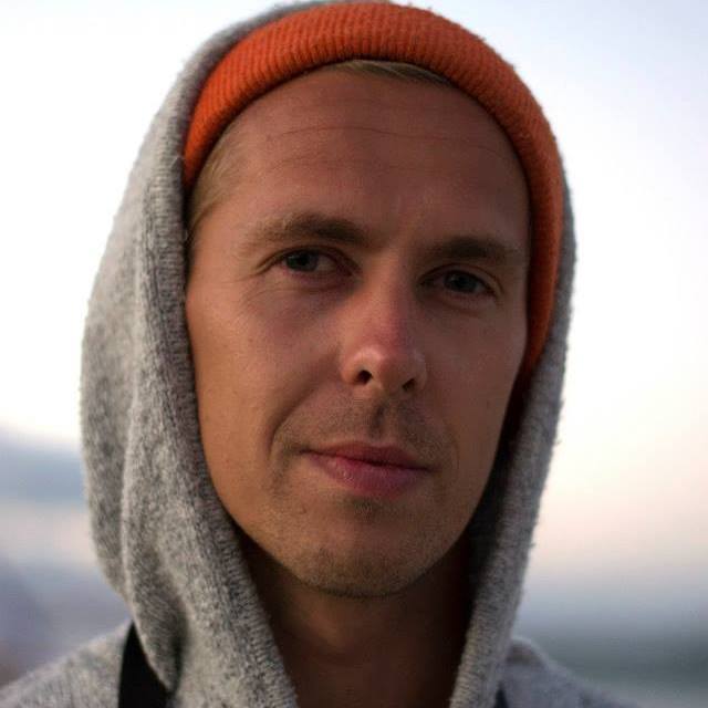 Amazon.com: Daniel Daines-Hutt: books, biography, latest update