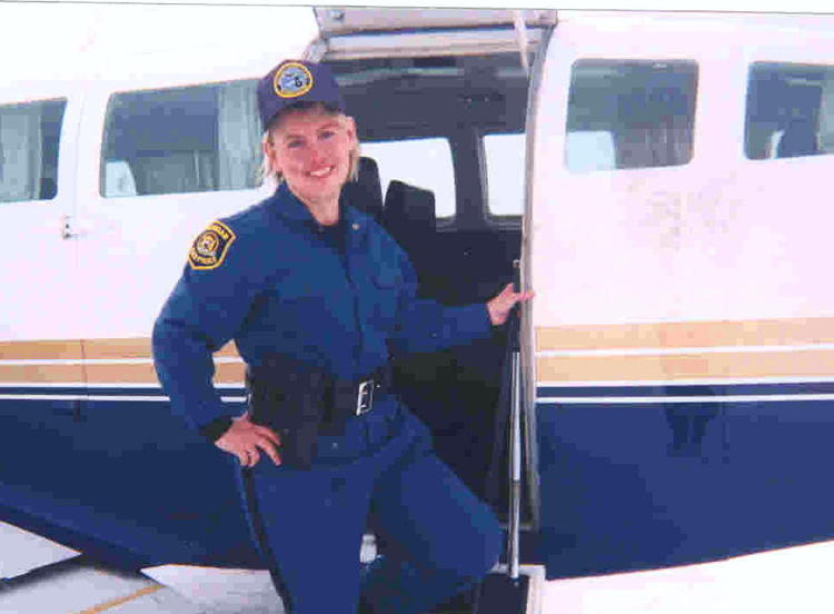 Amazon.com: True Police Stories of the Strange & Unexplained: 9780738726441: Dean, Ingrid P.: Books