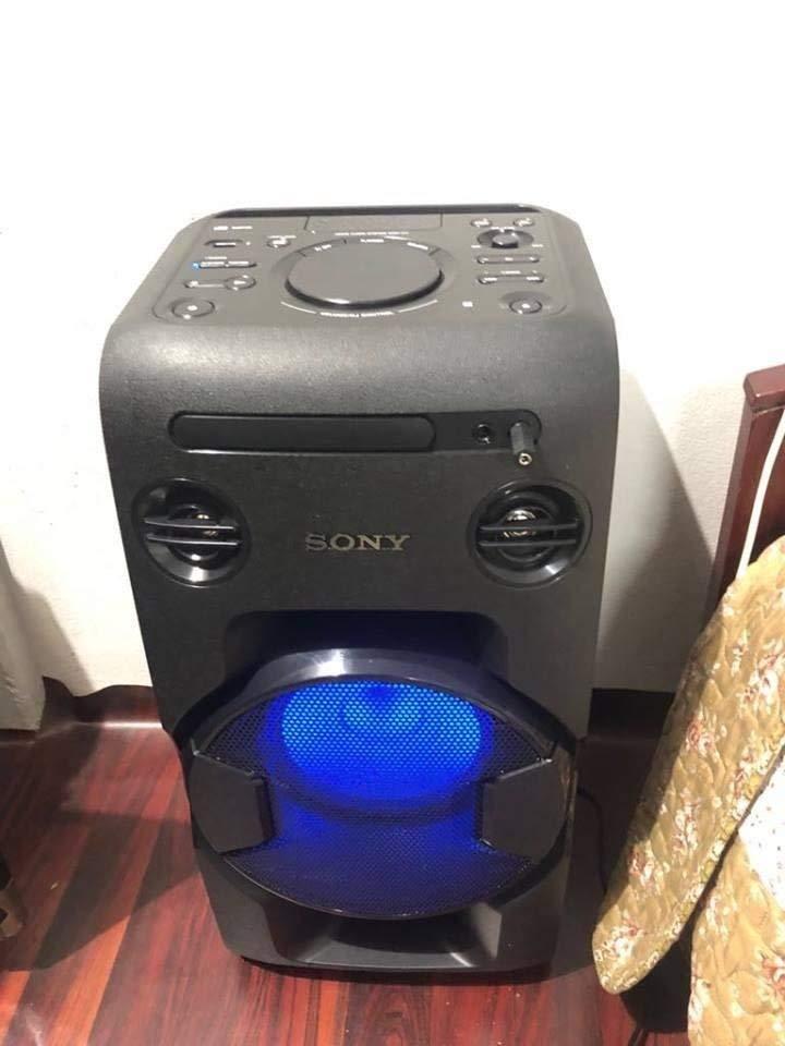 Sony Portable MHC-V11 High-Power Compact Audio System (Black) Price ...