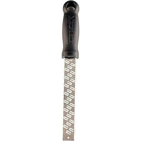 Amazon.com: Microplane Classic Series Short RIbbon Blade Grater ...