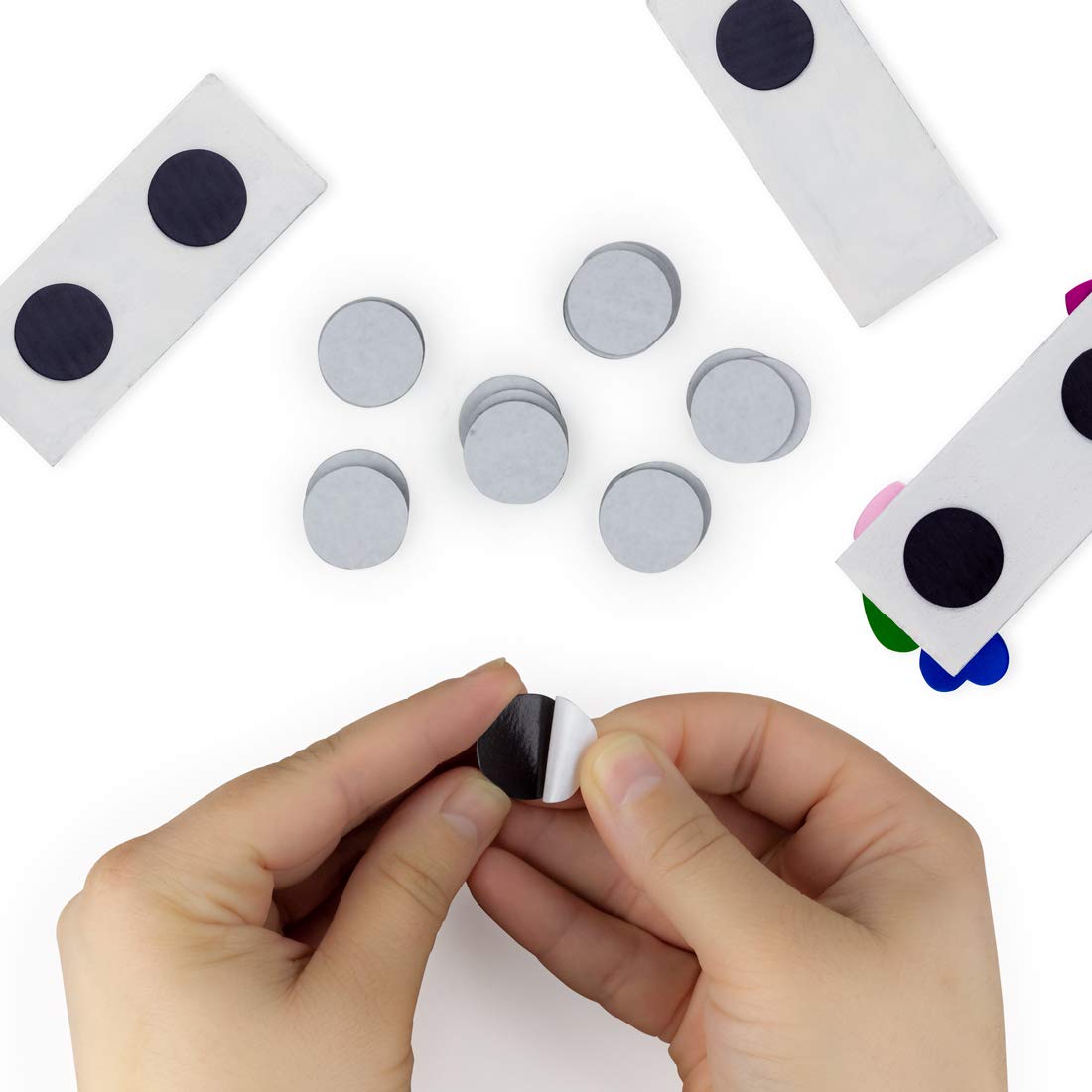 Snapklik.com : Hygloss 300 Pcs Self-Adhesive Magnetic Dots - 3/4-Inch ...