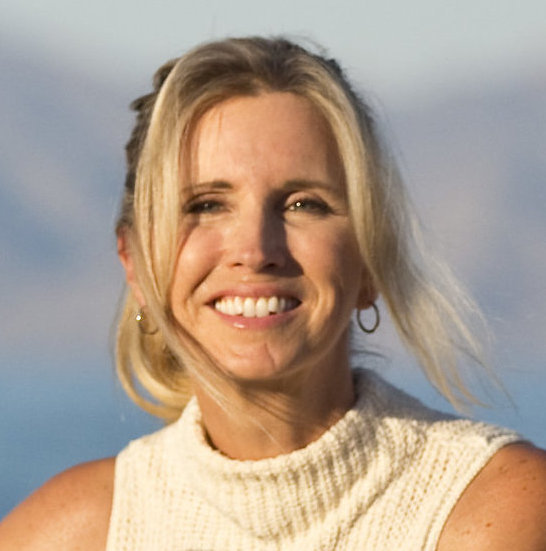 Amazon.com: Meredith Hooke: books, biography, latest update