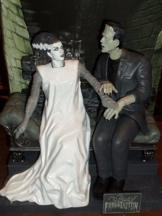 Amazon.com: Moebius The Bride of Frankenstein Model Kit : Arts, Crafts ...
