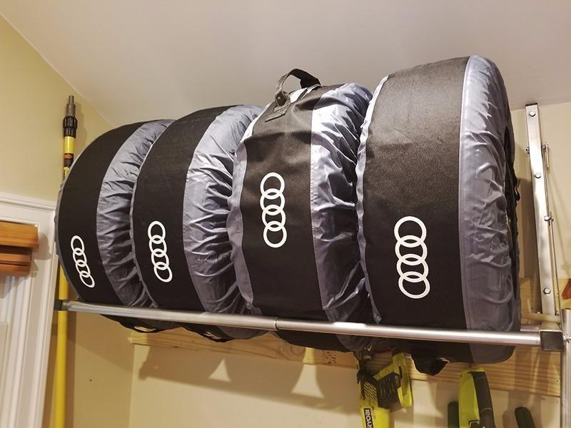 Amazon.com: Genuine Audi Accessories ZAW601001 Tire Tote : Automotive