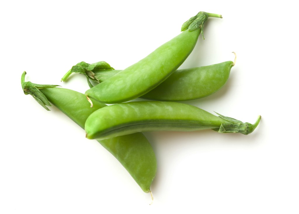 Amazon.com: Organic Snow Peas, Locally Grown, 1 Pound : Grocery ...