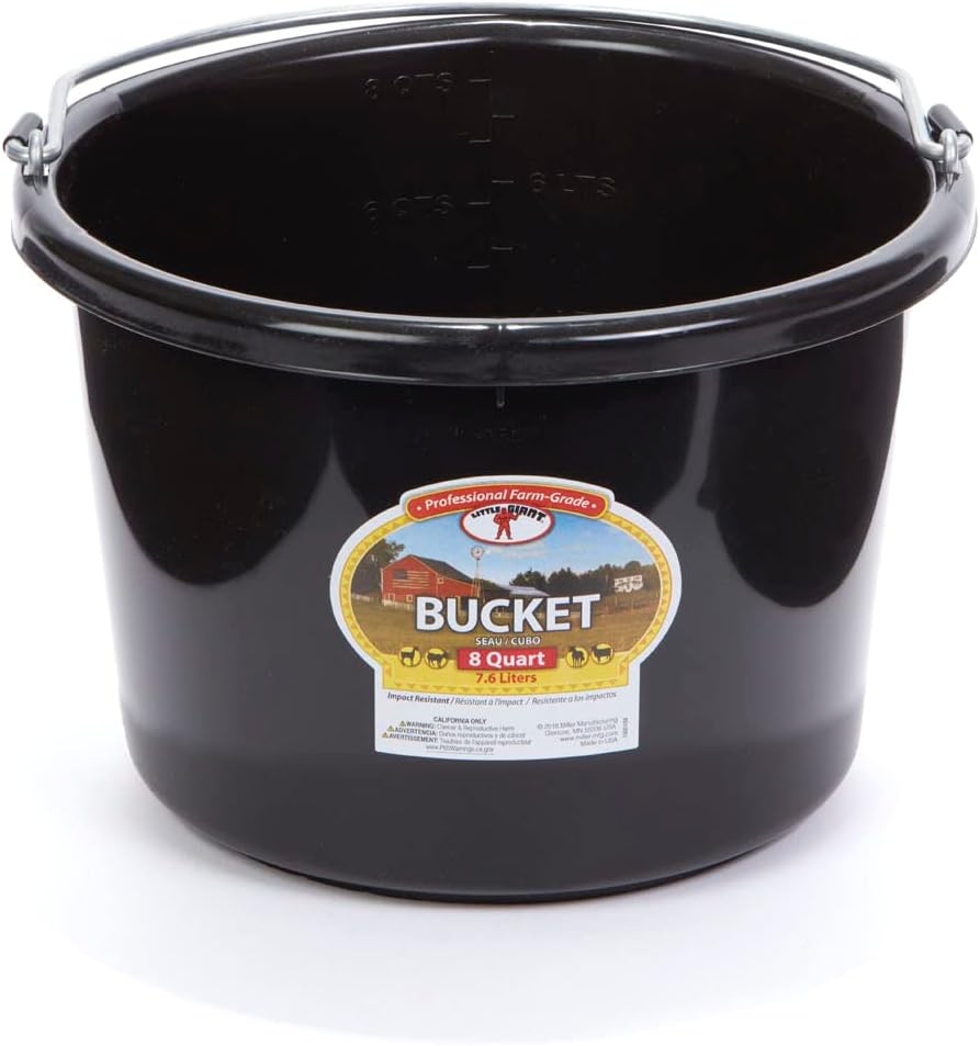 Amazon.com: Little Giant® Plastic Animal Feed Bucket | Round Plastic ...