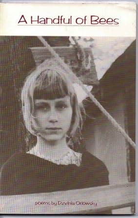 A Handful of Bees: Poetry: Orlowsky, Dzvinia: 9780887481758: Amazon.com ...